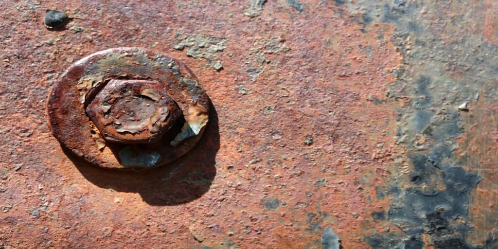 7 Ways to Prevent Metal Corrosion